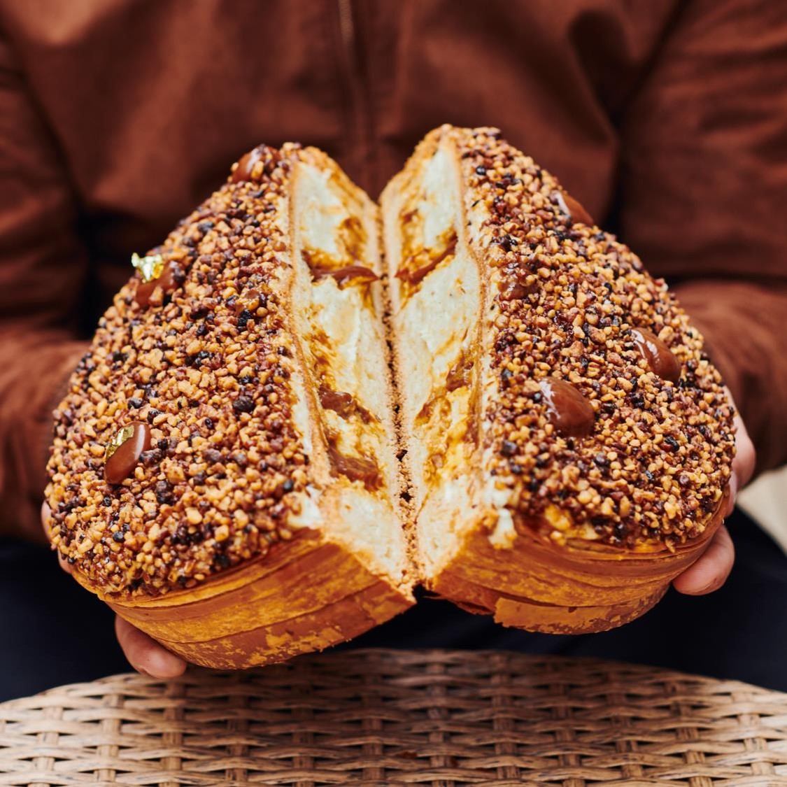 Philippe Conticini lance son Croissant Roll XXL | RESTO-Today